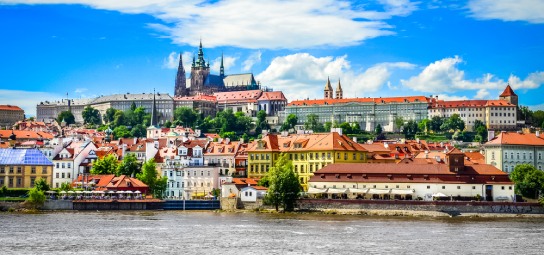9 Czech Republic Tour Packages start @ 𝐑𝐬.91780 𝘽𝙤𝙤𝙠 𝙉𝙤𝙬!