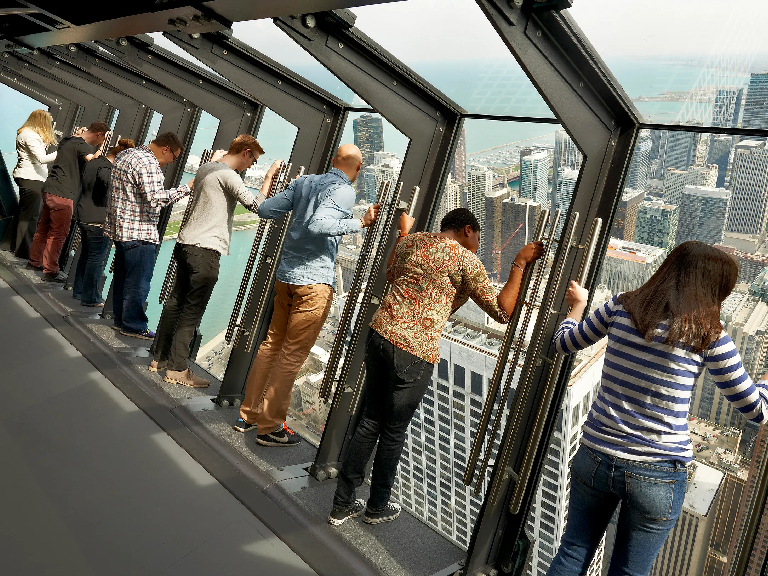 360 Chicago - USA Travel Guide | Flamingo Travels