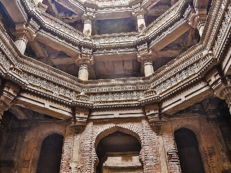 Adalaj Stepwell: Unveiling Architectural Grandeur in Gujarat | Must ...
