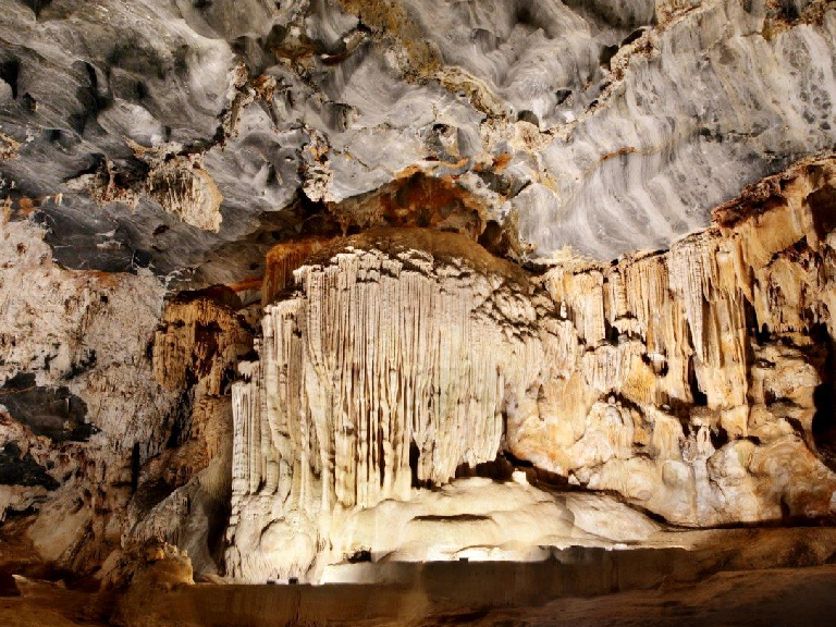 Cango Caves Heritage Tour: Explore South Africa’s Underground Wonders ...