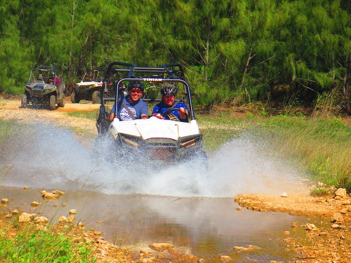 Thrilling 4x4 Off-Road Adventure - Botswana Travel Guide | Flamingo Travels