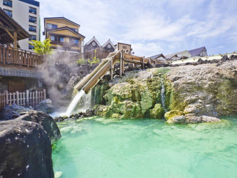 Relax at an Onsen - Japan Travel Guide | Flamingo Travels