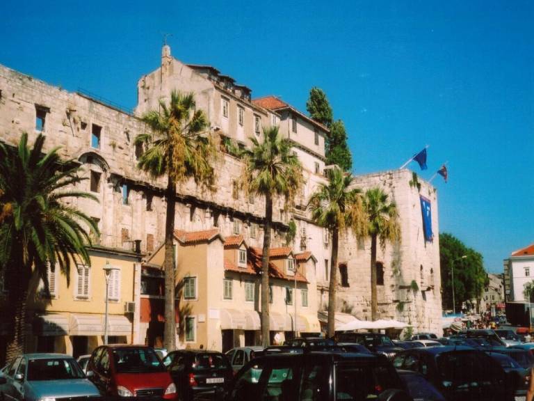 Split walking tour with local guide