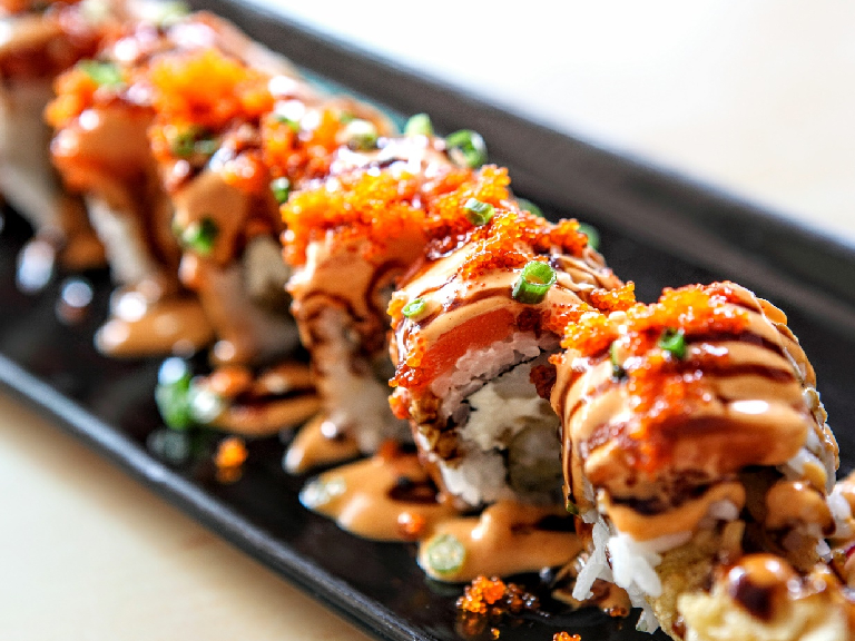 Enjoy Sushi in Chinatown - USA Travel Guide | Flamingo Travels