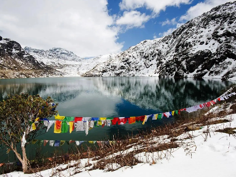 Visit The Thangu Lake When In Sikkim
